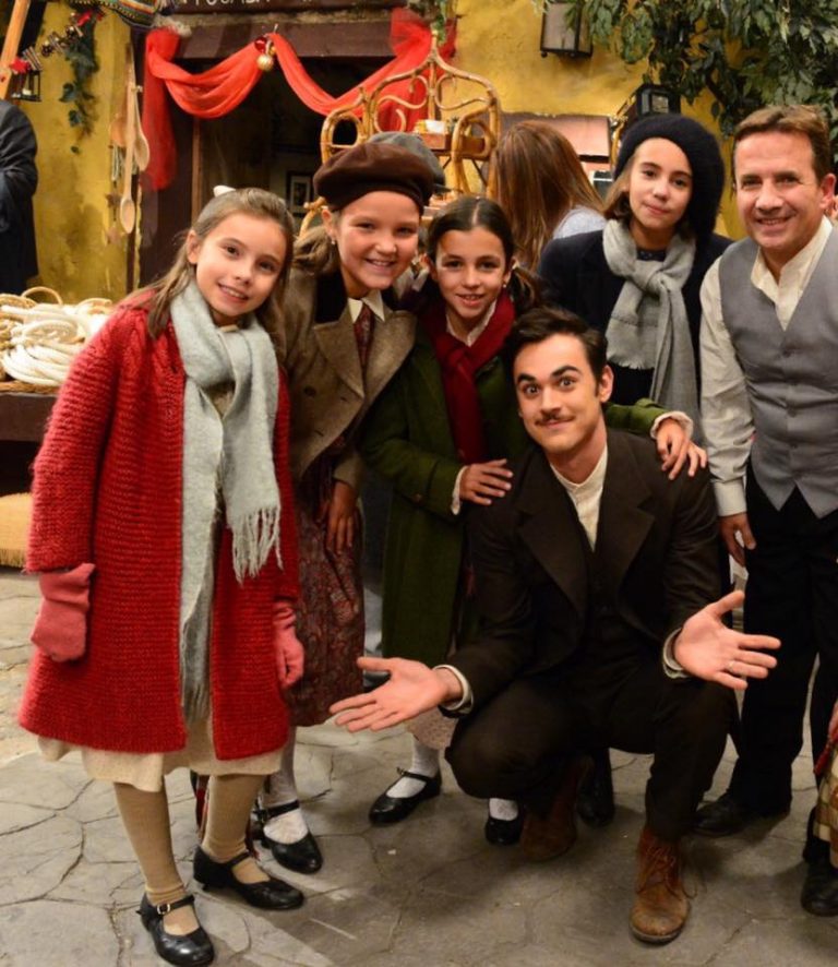 Rodaje Componentes Teatro Tesalin El secreto de Puente Viejo – Alcoyinforma